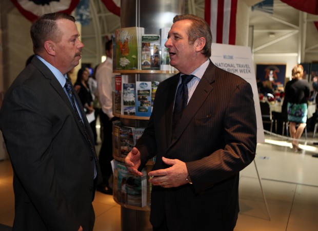 Former Horseshoe GM offers lessons from Vegas