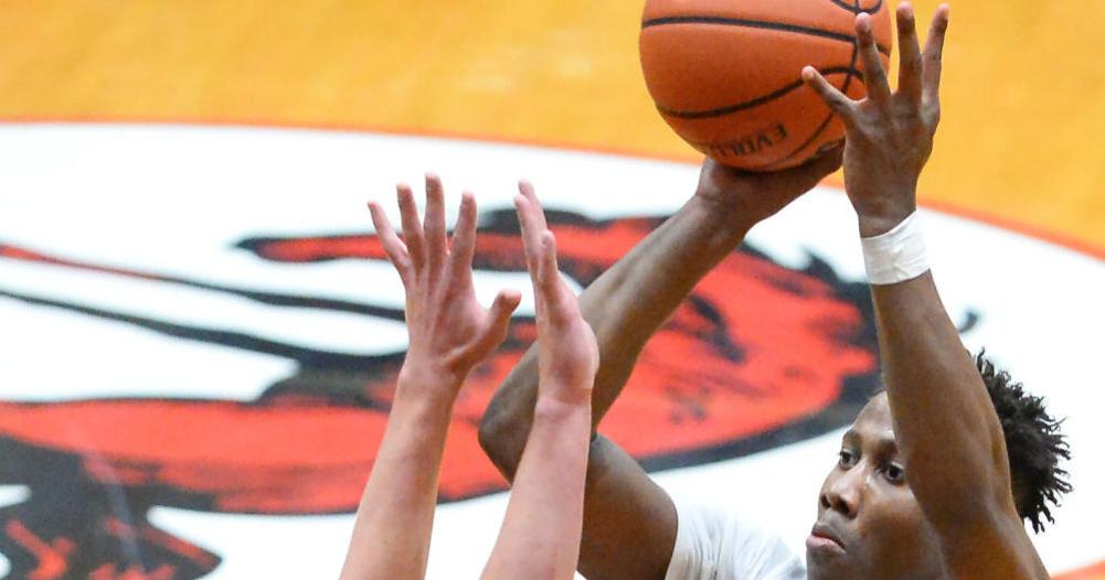 Chrishawn Christmas maintains his composure during West Side loss