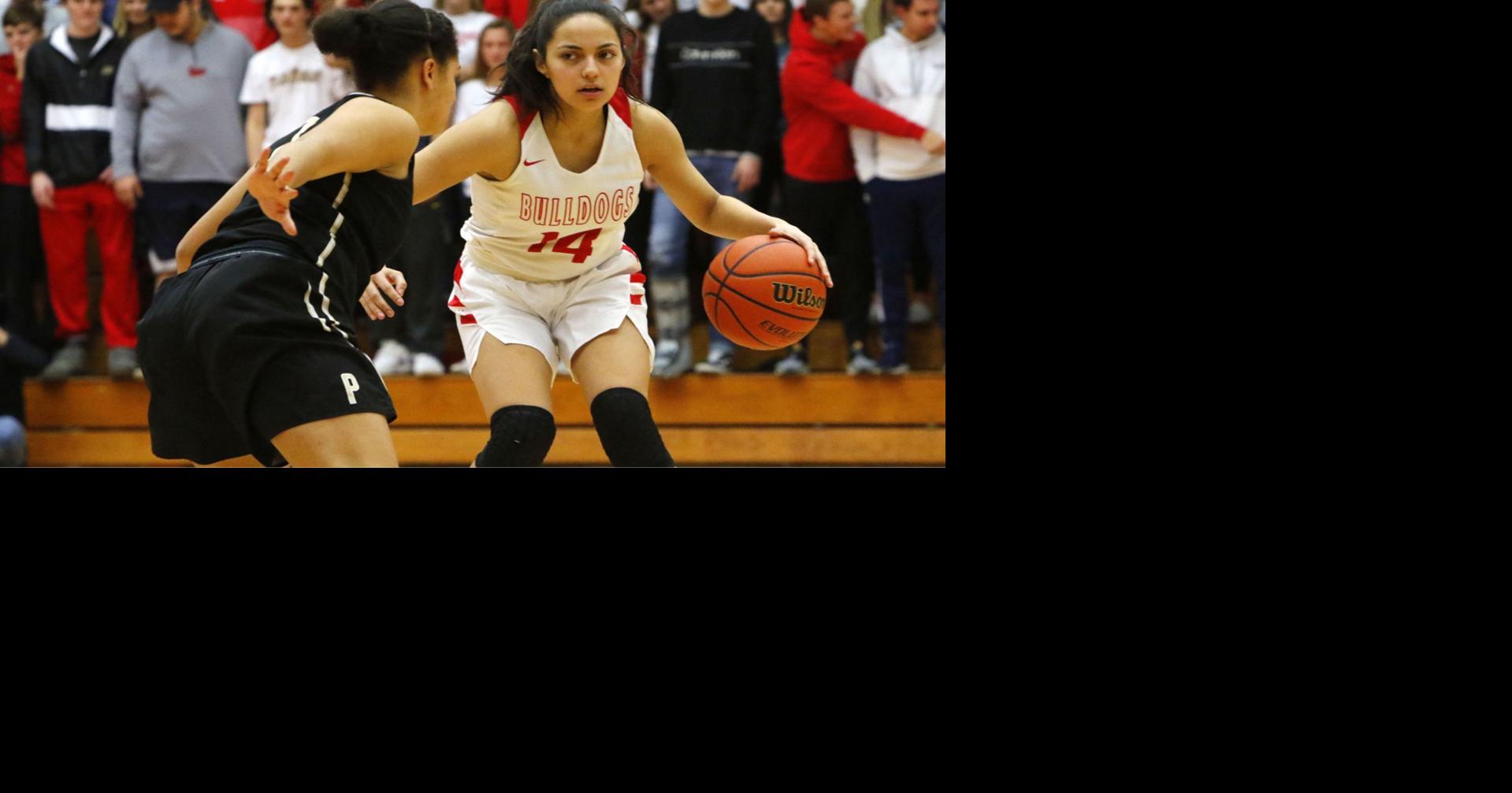 Jessica Carrothers leads Crown Point to win over reigning 4A state champs