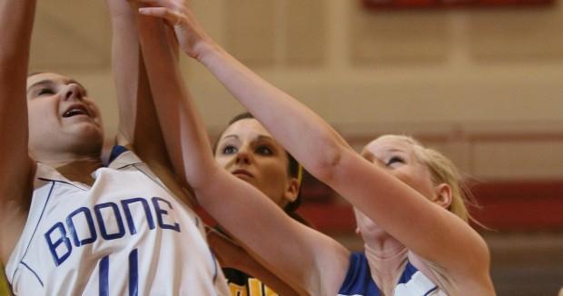 Boone Grove’s Hogg comes up clutch to help Wolves net PCC title