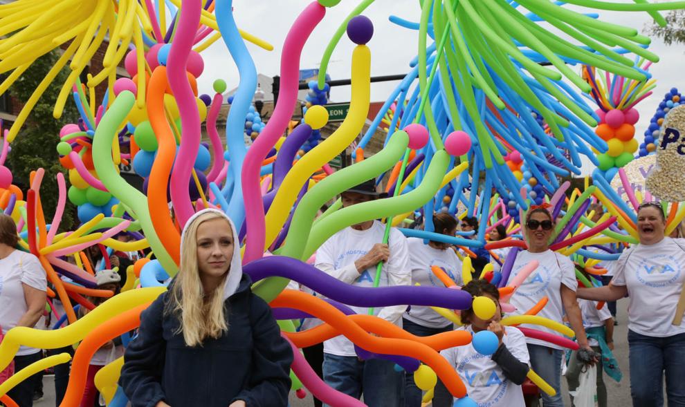 Throwback Thursday: A look back at the popcorn parade in Valparaiso