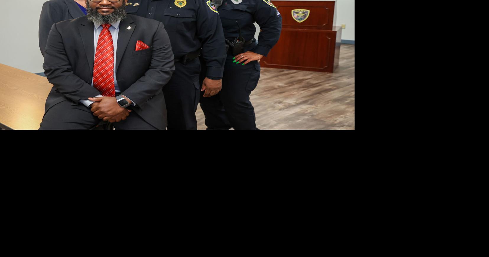 4 Gary officers look to the future after earning degrees from IUN