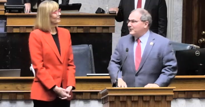 Indiana Senate stands for Crouch on first day of session