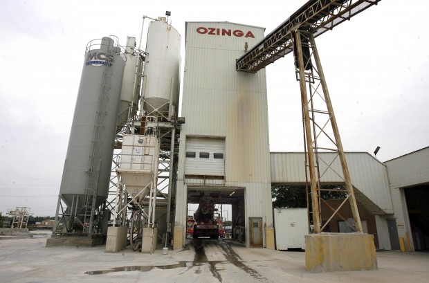 Ozinga debating new cement plant in Chicago