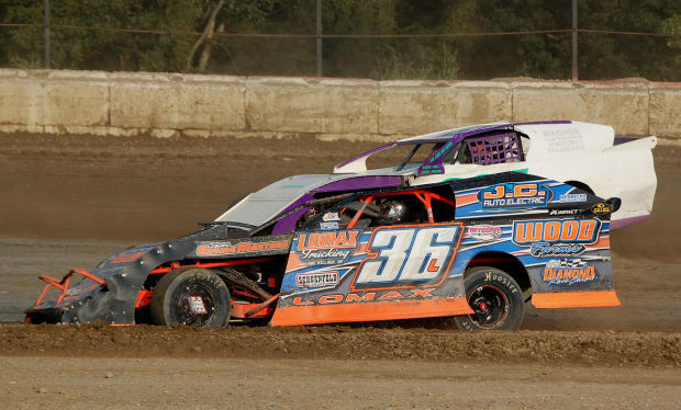 RACING NOTEBOOOK: Lomax looking for more success this season