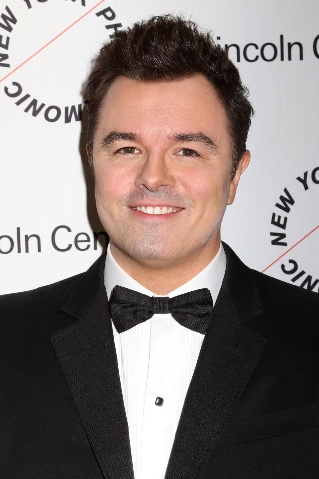 Seth MacFarlane serenades Chicago area fans | Music | nwitimes.com