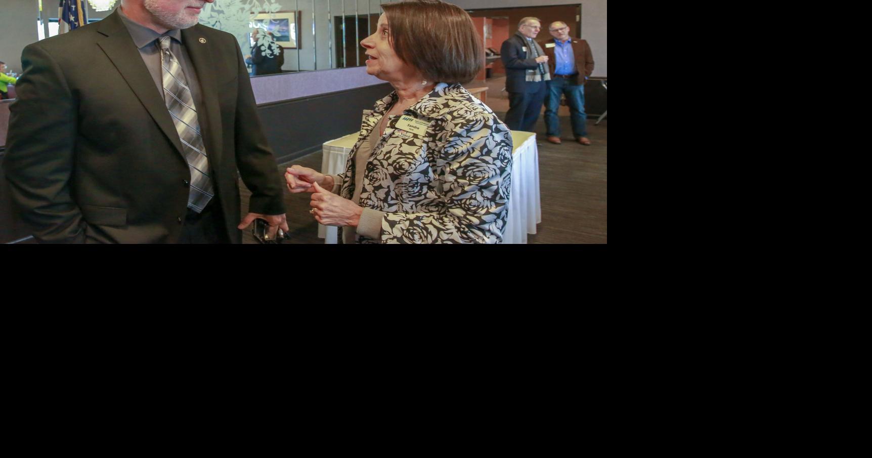 Crown Point mayor touts city's success to LCAC members