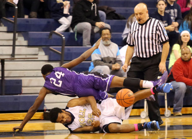 Bishop Noll boys remain undefeated