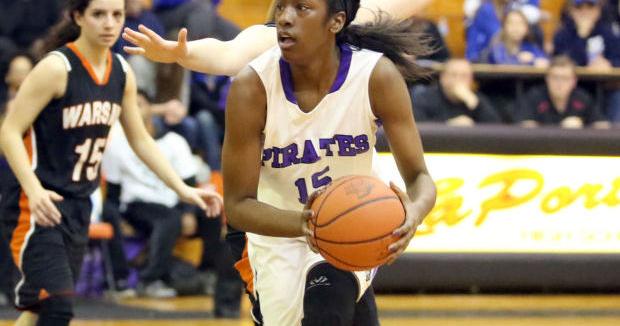 Merrillville's Victoria Gaines led her team in points last year ...