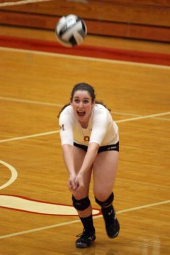 Colleen Rynne sets tone for Marian Catholic volleyball team