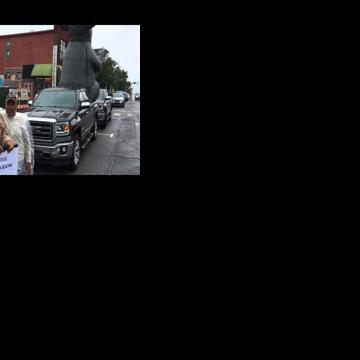 Laborers Local 81 protest Valpo building site