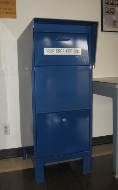 Prescription drug drop-off box installed at police station
