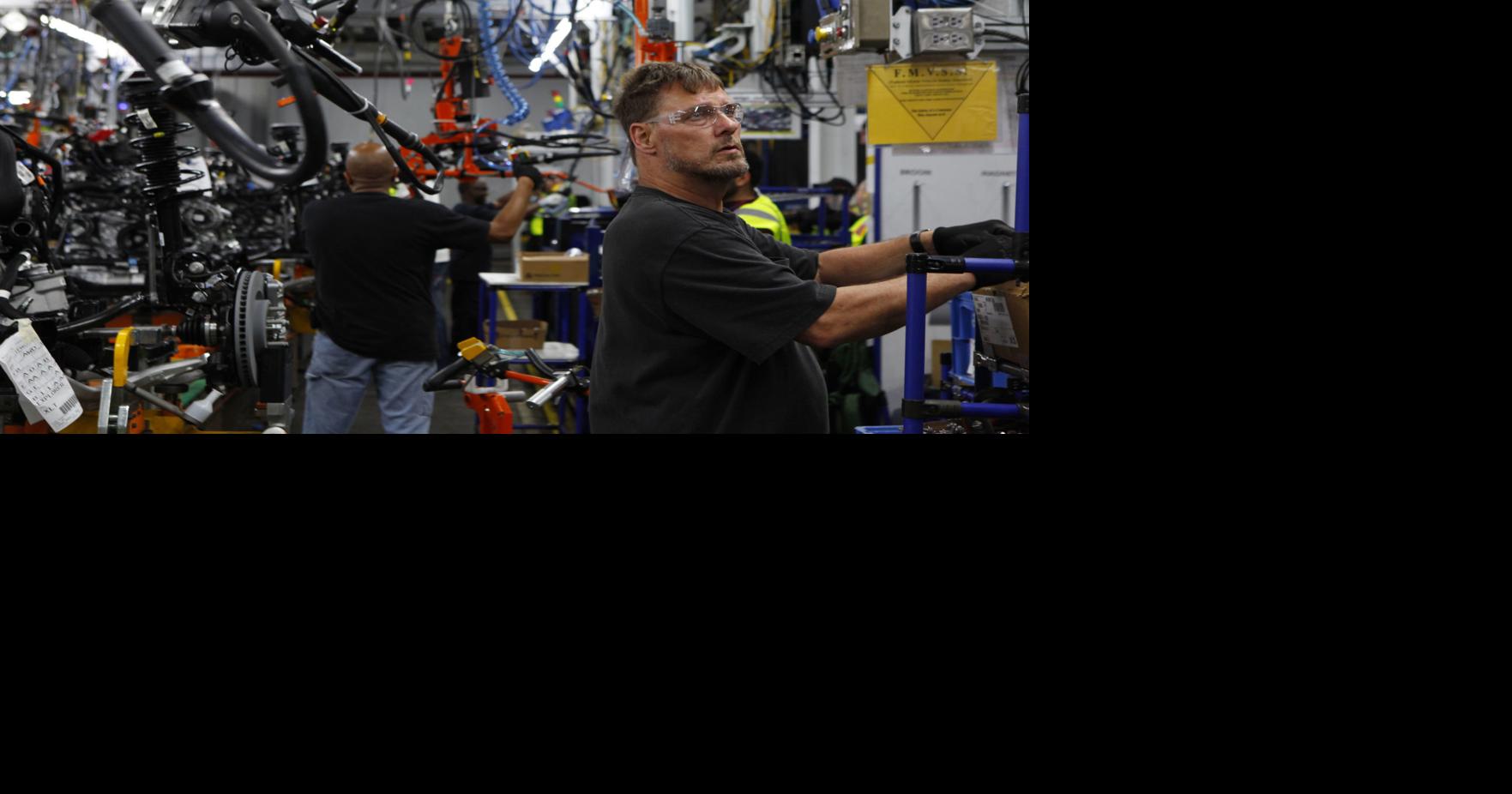 Ford workers ratify new contract that includes $9,000 bonuses