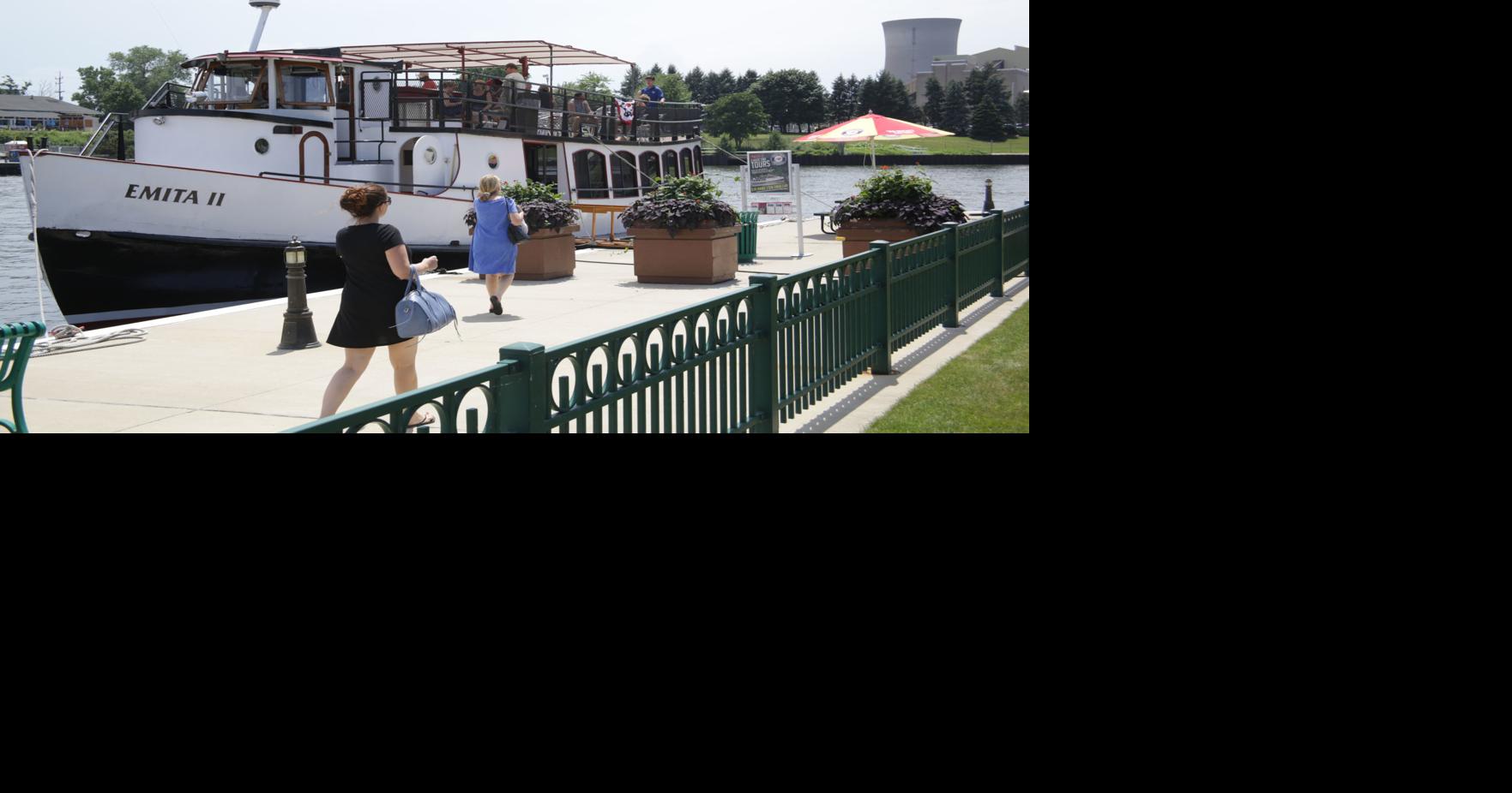 Lake Michigan boat tours, speed boat rides return to Michigan City Friday
