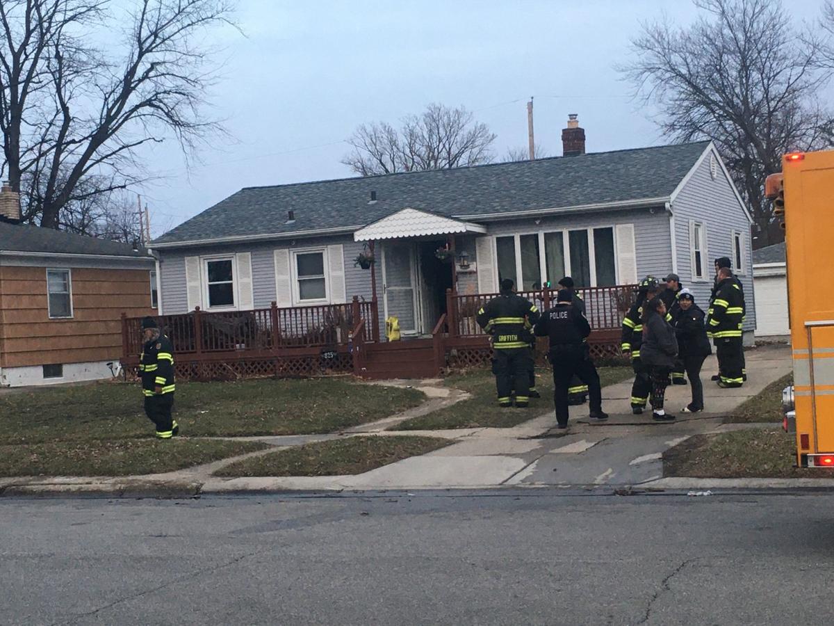 Resident discovers kitchen in flames, family evacuated | Latest ...