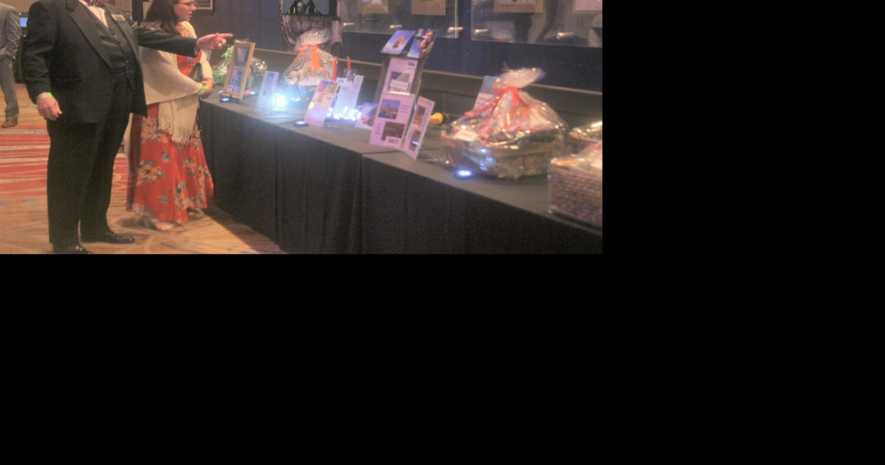 Tradewinds honors Jeff Strack at annual gala