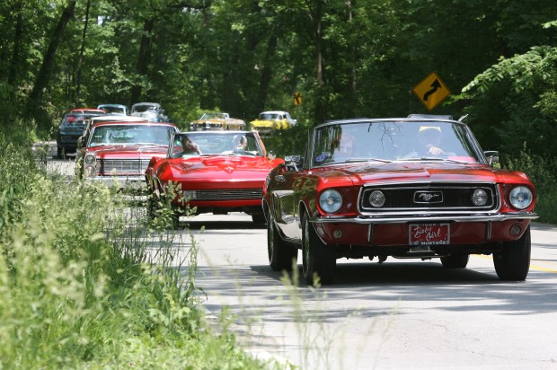 High-octane nostalgia fuels low-speed Cobe Cup auto 'race'