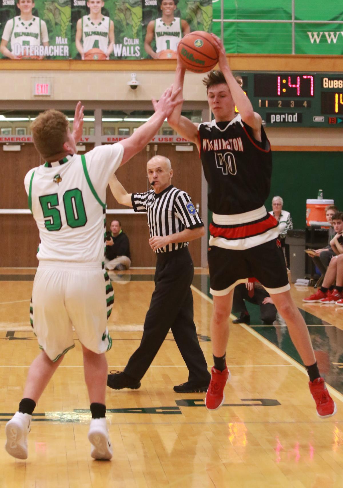 BOYS BASKETBALL: Darnell, Senators take a lesson from bigger programs ...