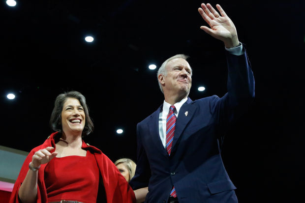 Gallery: Bruce Rauner sworn in as Illinois governor | Digital ...