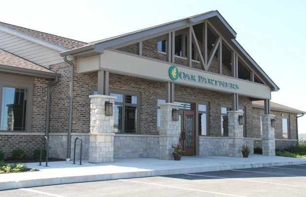 OAK PARTNERS PROVIDES COMPREHENSIVE INVESTMENT CONSULTING