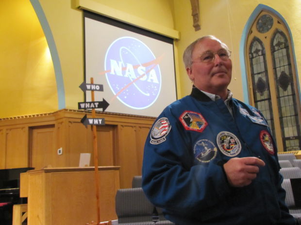 Astronaut Jerry Ross unveils new children’s book at the Crown Point ...