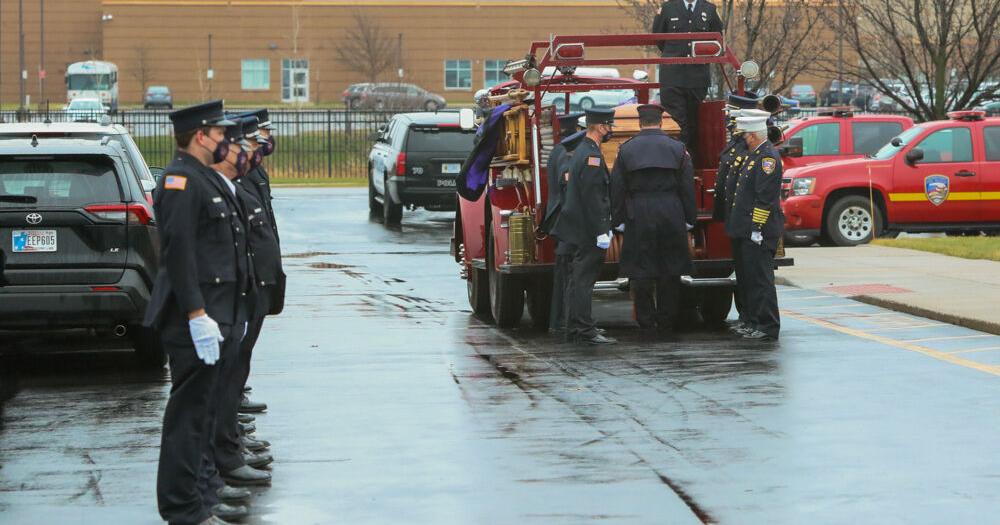 Funeral procession for former Crown Point Fire Chief Roland "Bub" Wise