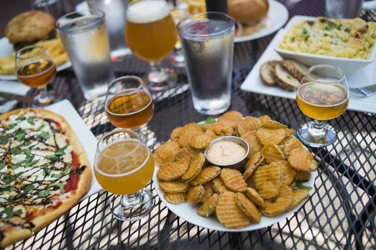 Make Kent Your Basecamp for Backyard Fun | Food & Drink | nwtravelmag.com