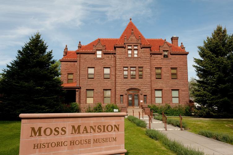 Explore a Slice of the Northwest on an I-90 Road Trip | Features ...