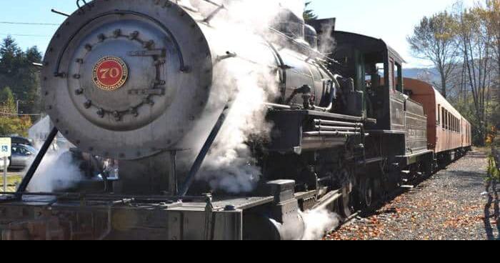 Mt. Rainier Scenic Railroad, Elbe, Washington | City Explorations ...