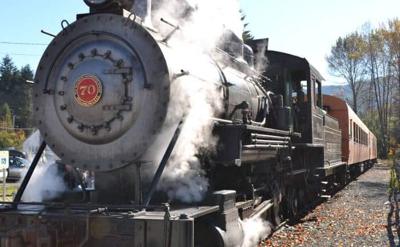 Mt. Rainier Scenic Railroad, Elbe, Washington | City Explorations ...