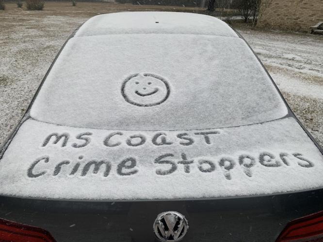 Walking Thieves Track Through Snow to Commit Robbery; Special Gifted ...