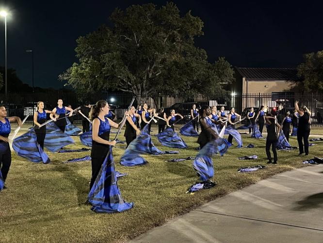 PHOTO GALLERY: Downtown Turns Blue and Grey as Greyhounds Roll for ...