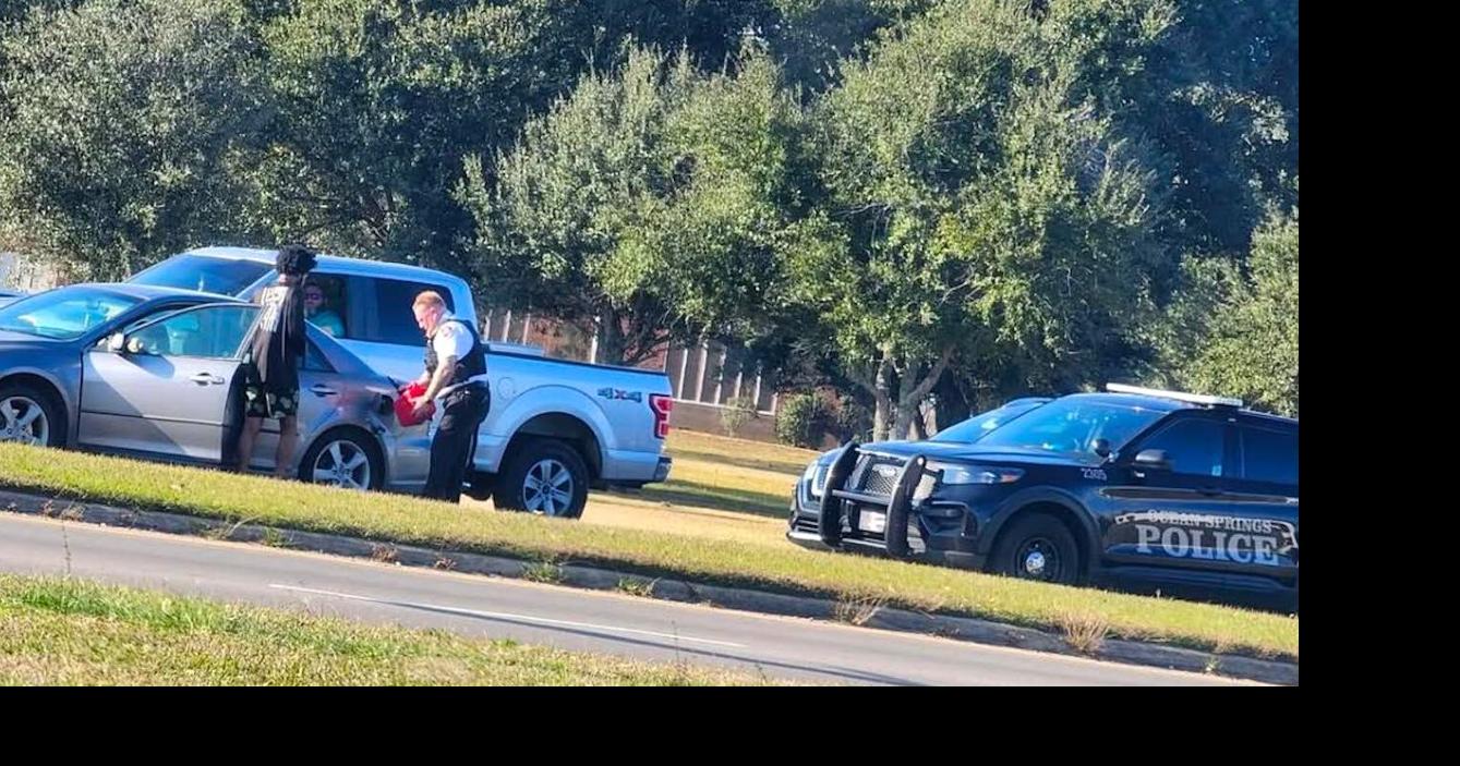 A Simple 'Thank-You' Goes a Long Way for Ocean Springs Police Officers ...