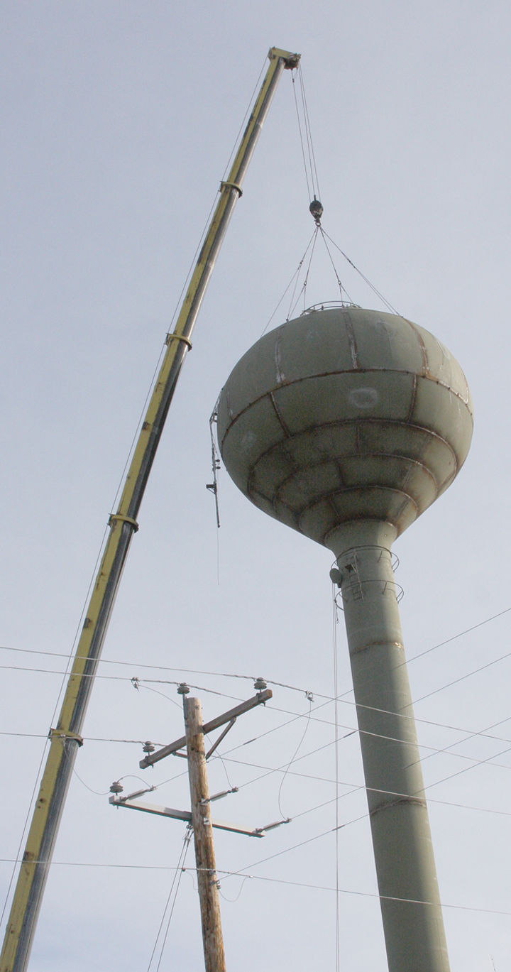 It didn’t just grow there: construction of the new water tower | News ...