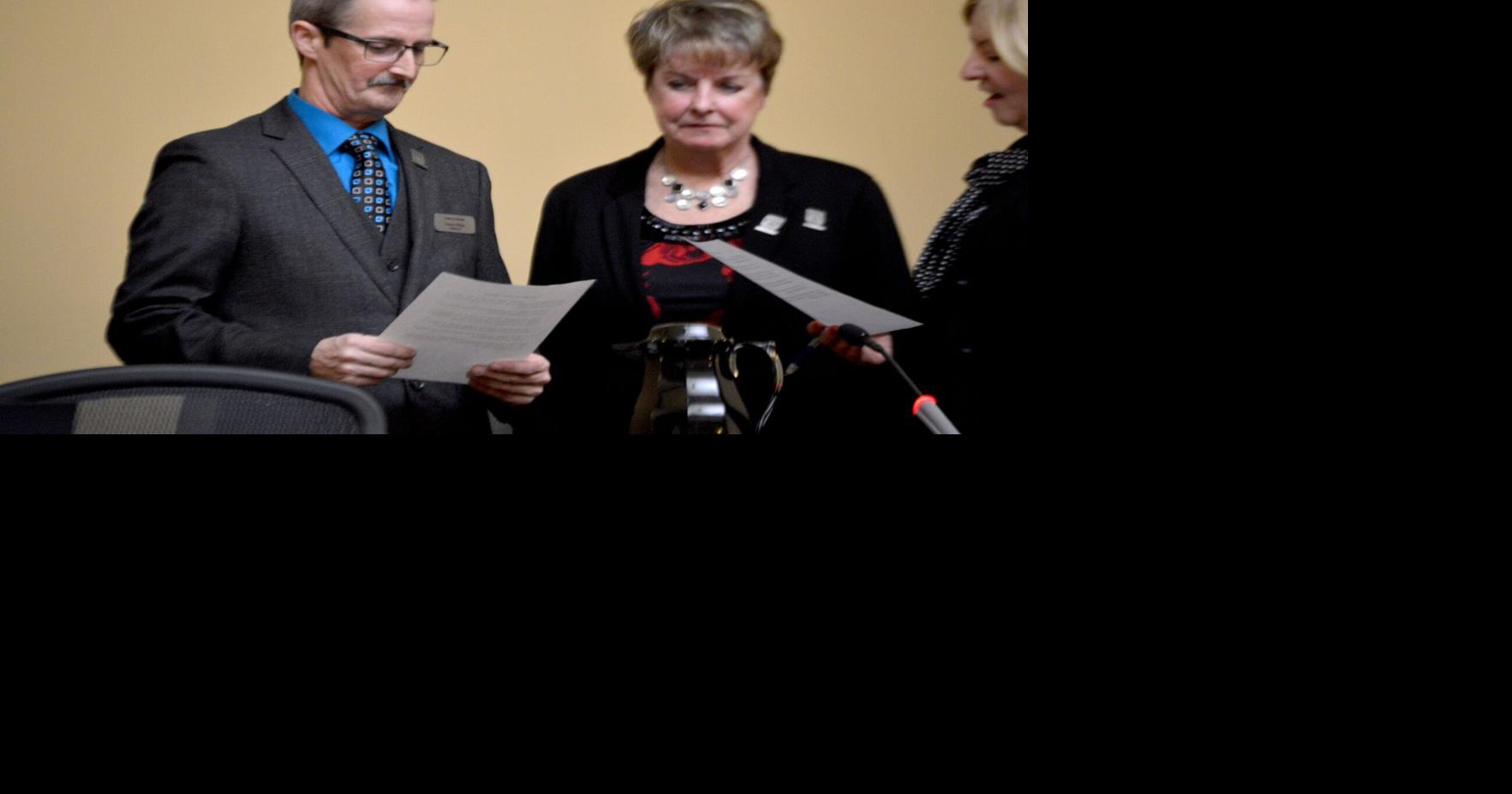 Melancthon Mayor Darren White sworn in as warden of Dufferin County at ...