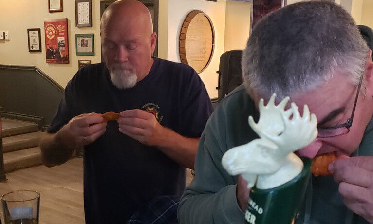 Hot wing eating contest fires up Orangeville pub