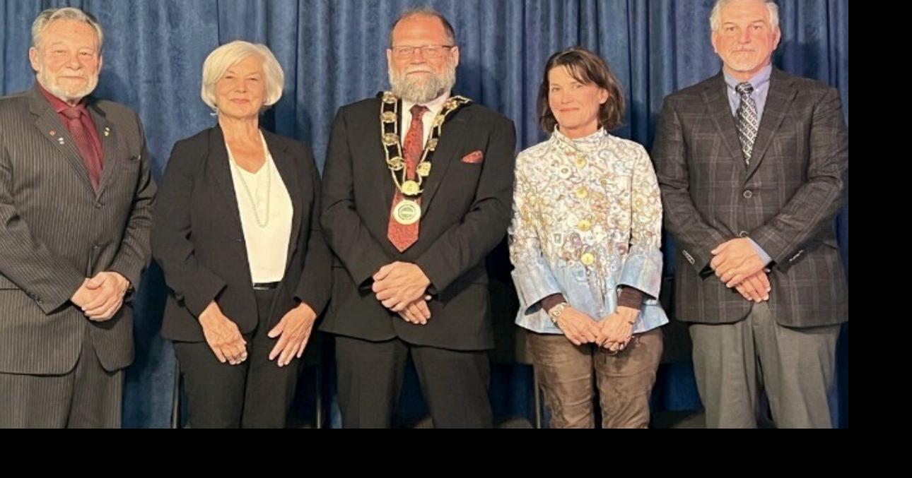 New Erin mayor Michael Dehn and councillors sworn in