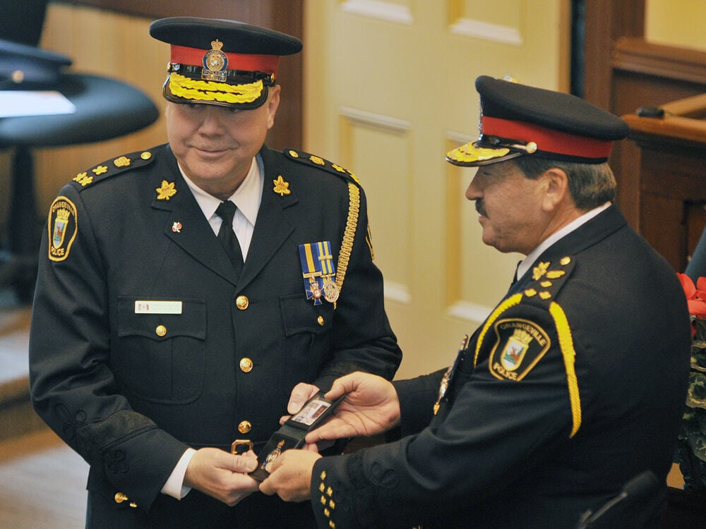 Wayne Kalinski sworn in as Orangeville’s police chief