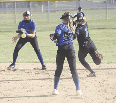 SCF softball defeats Siren but loses two more teams | Sports ...