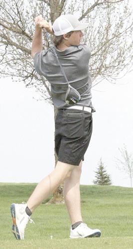 Hall shoots 81 at conference meet championship | Sports | osceolasun.com