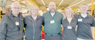 Grocery work is a family affair for the Koehlers in Osceola | News ...