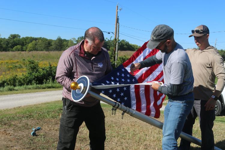 Pella men say 'thanks' of Mahaska County vet with flag install | Local ...
