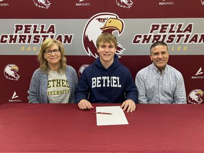 Pella Christian’s Diehl signs with Bethel | Pella | oskaloosa.com