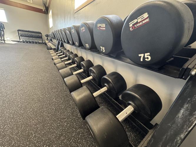 Oskaloosa students walk into a stronger, safer weight room | Sports ...