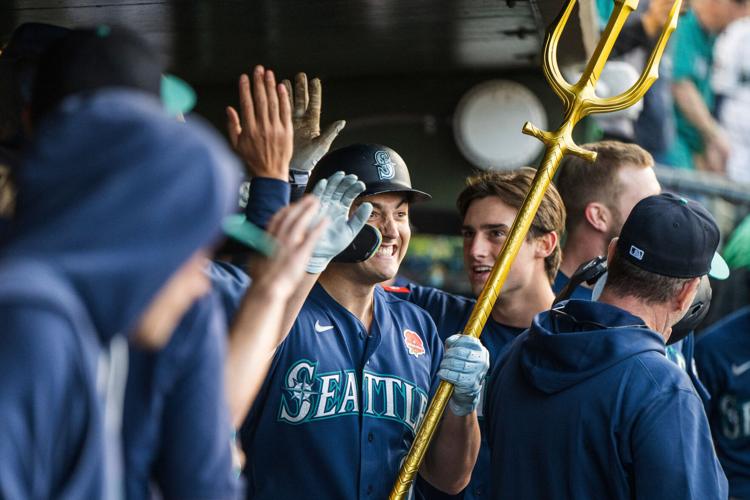 Mariners slug 4 homers in their 9-2 victory over the Athletics ...