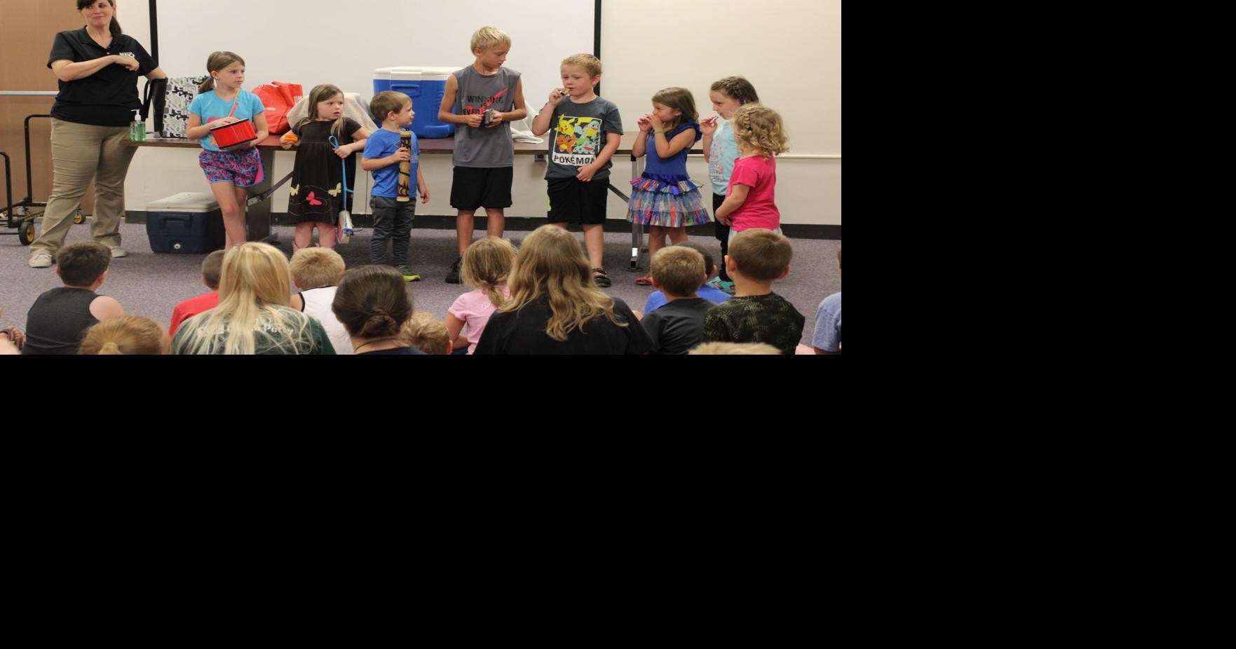 Blank Park Zoo brings animals to Pella kids | Pella | oskaloosa.com
