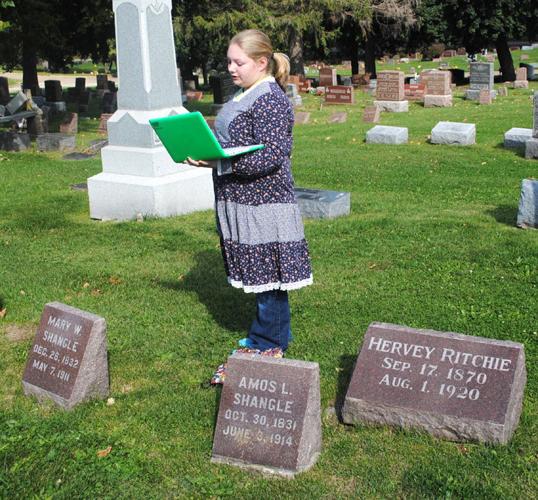 Cemetery Walk takes people back to pre-Civil War era | Local News ...