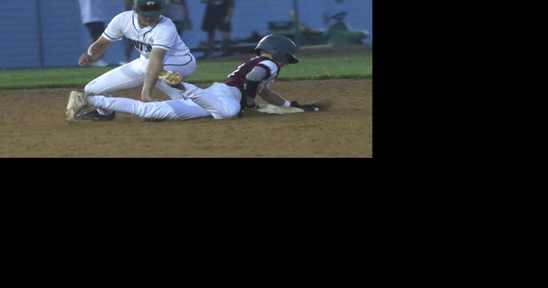 Dutch wrap up conference play with 3-1 victory over Oskaloosa | Pella ...