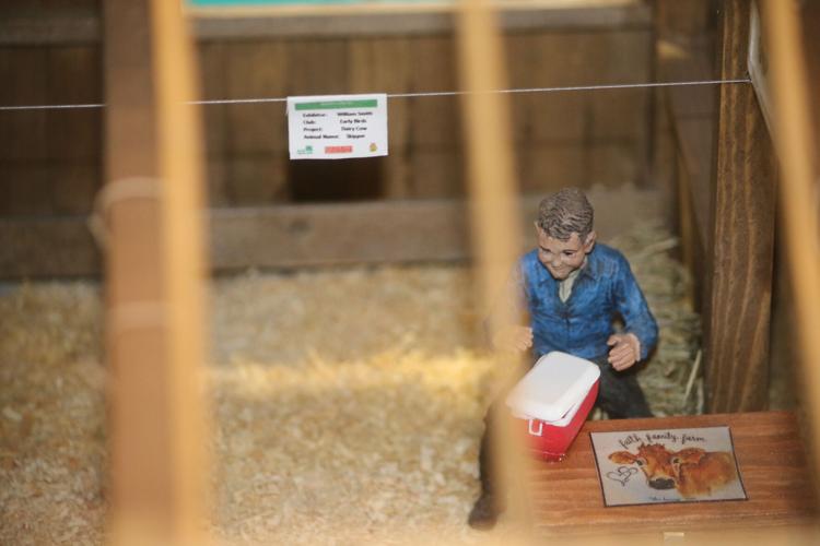 Dave's Miniatures display captures life on farm, Southern Iowa Fair ...