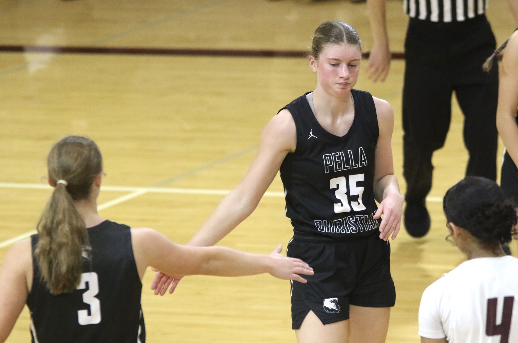 Area roundup: Eagles come back from double digits to beat Van Meter ...